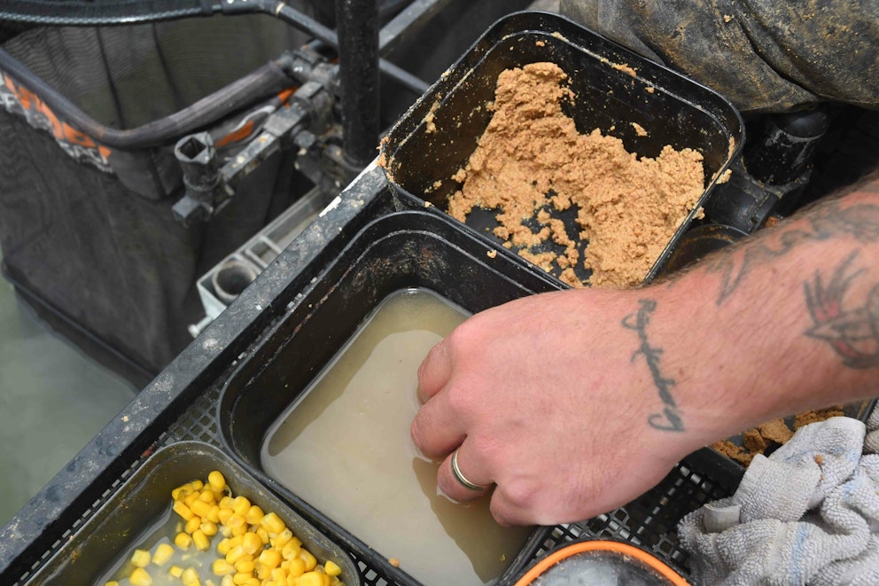 6 Tips for fishing paste shallow | Angling Times