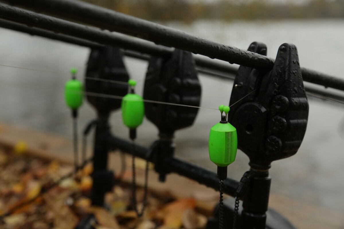 When to use tight or slack lines for carp fishing | Angling Times