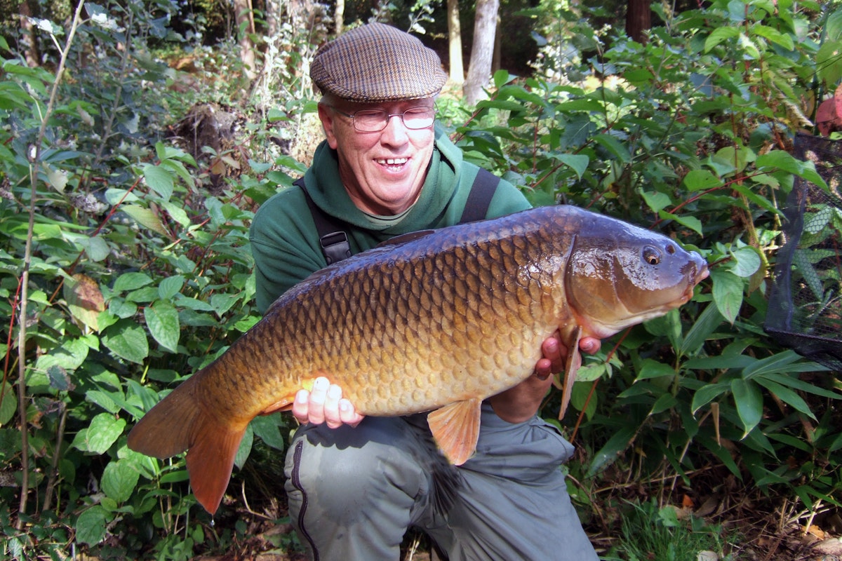 Angling world pays tribute to carp fishing legend Chris Ball | Angling ...