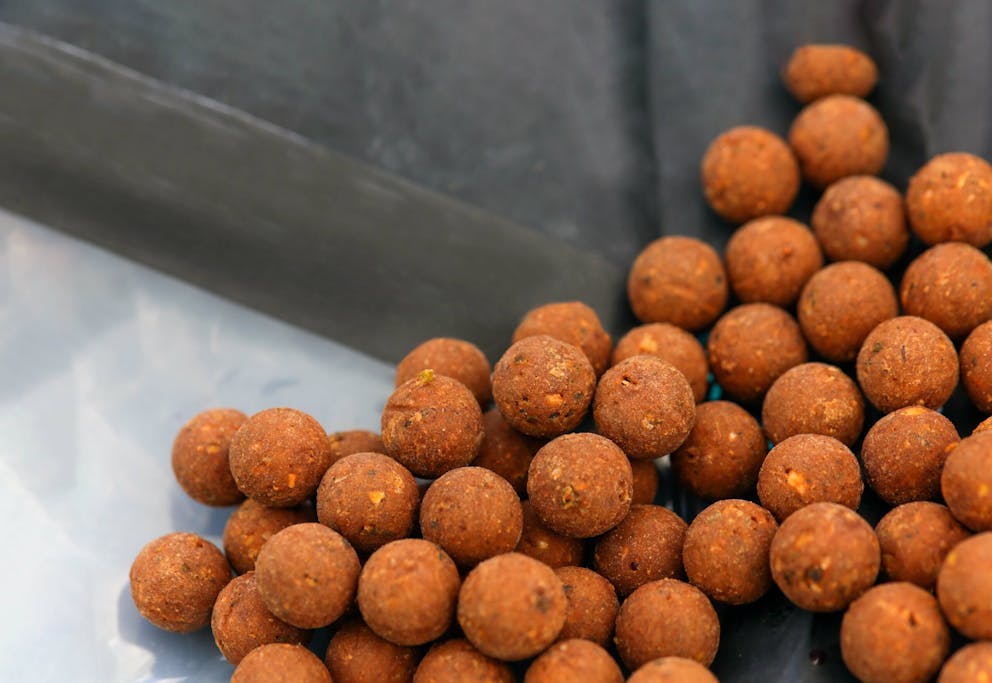 How To Use Boilies For Carp Fishing Simon Kenny Angling Times How To Use Boilies For Carp Fishing Simon Kenny Angling Times