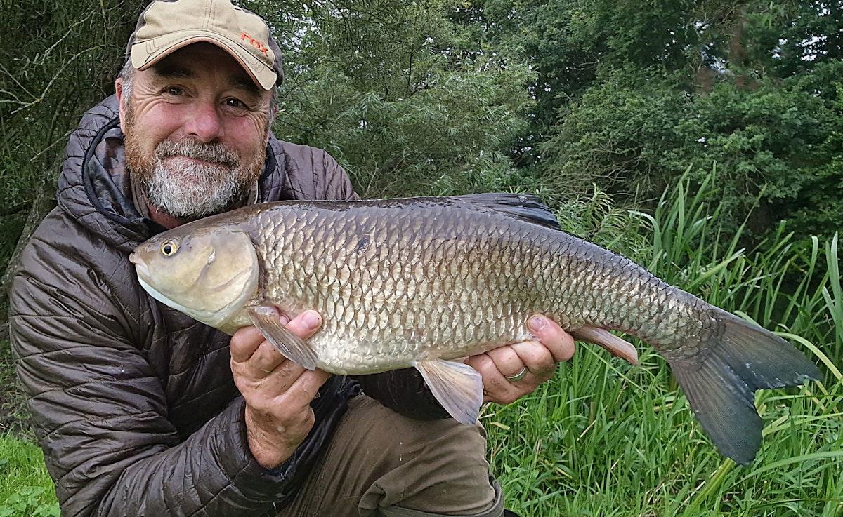 Early start to chub fishing campaign brings two 7lb-plus specimens ...