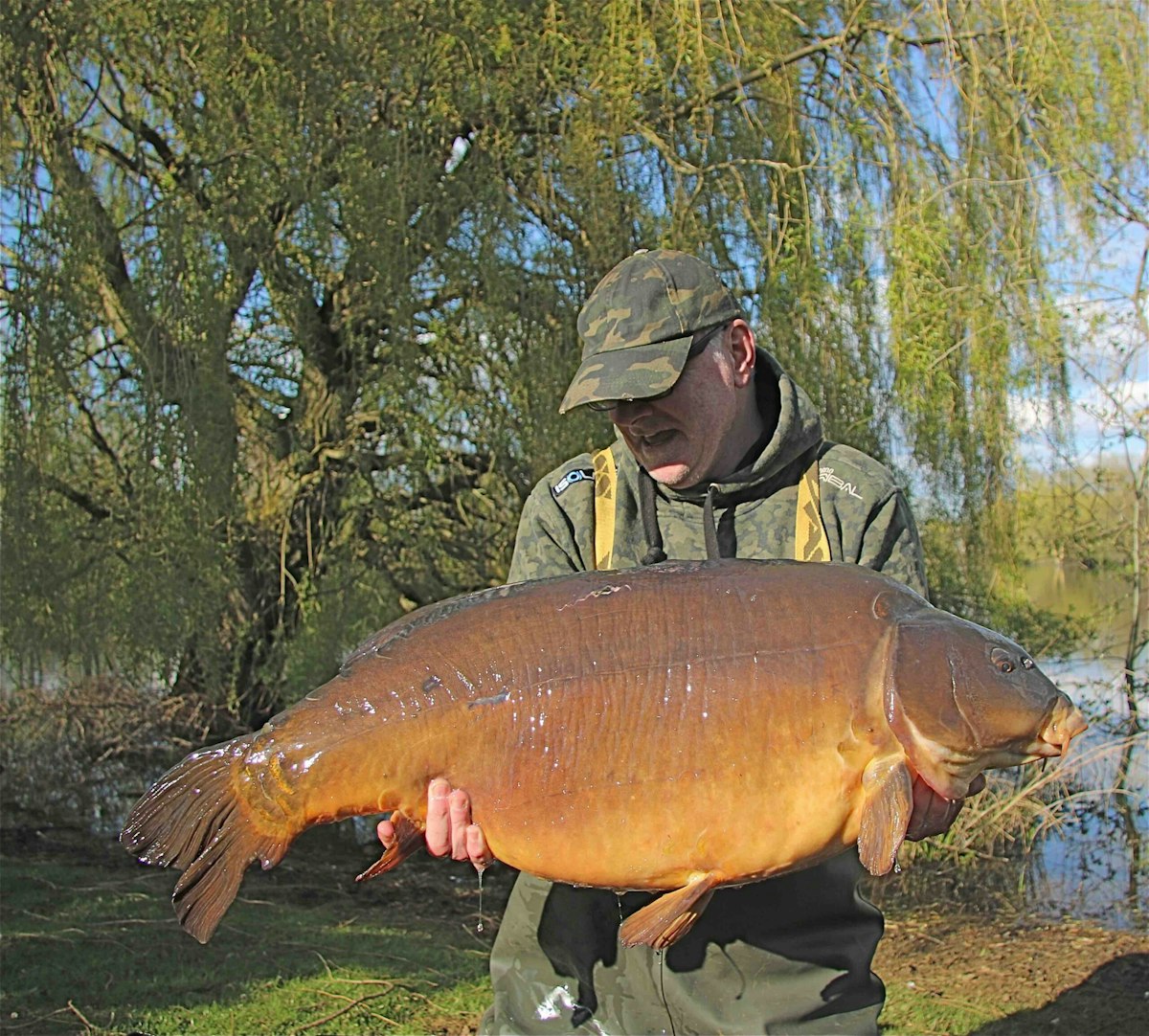 Winter Carp Fishing With Mark Holmes | Angling Times