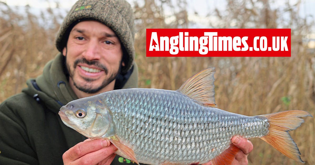 Stunning 5lb 5oz brace of roach landed on ‘tough’ fishing session ...
