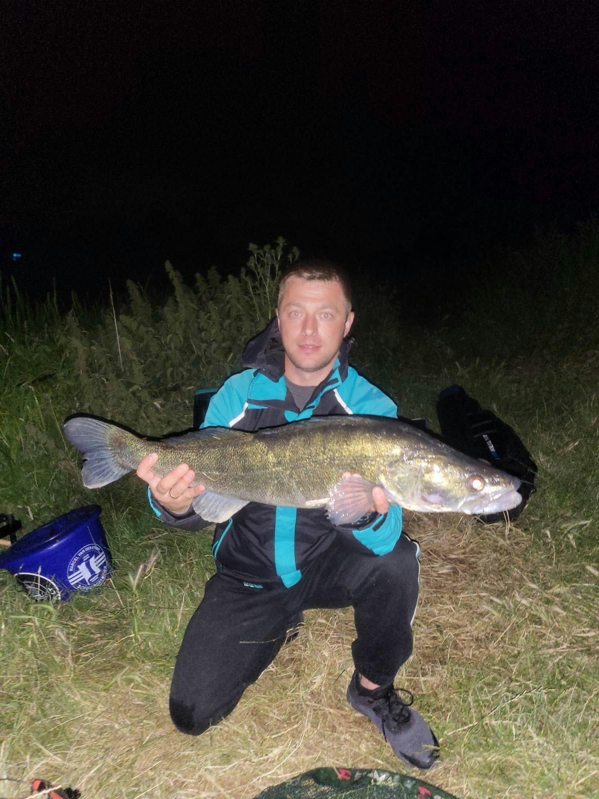 Shock big zander caught on a bunch of maggots! | Angling Times