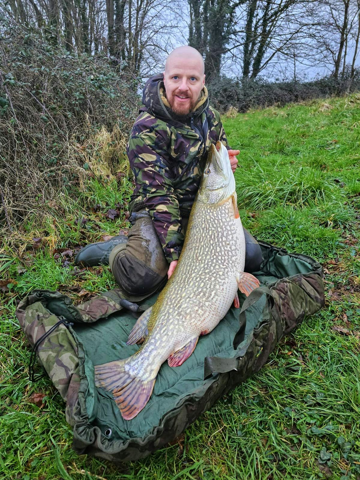 Monster 47lb 5oz pike beats British record at Chew Valley Lakes ...