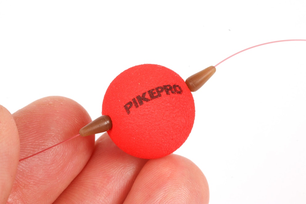 How to tie a sunk float paternoster rig for specimen perch fishing | Angling Times