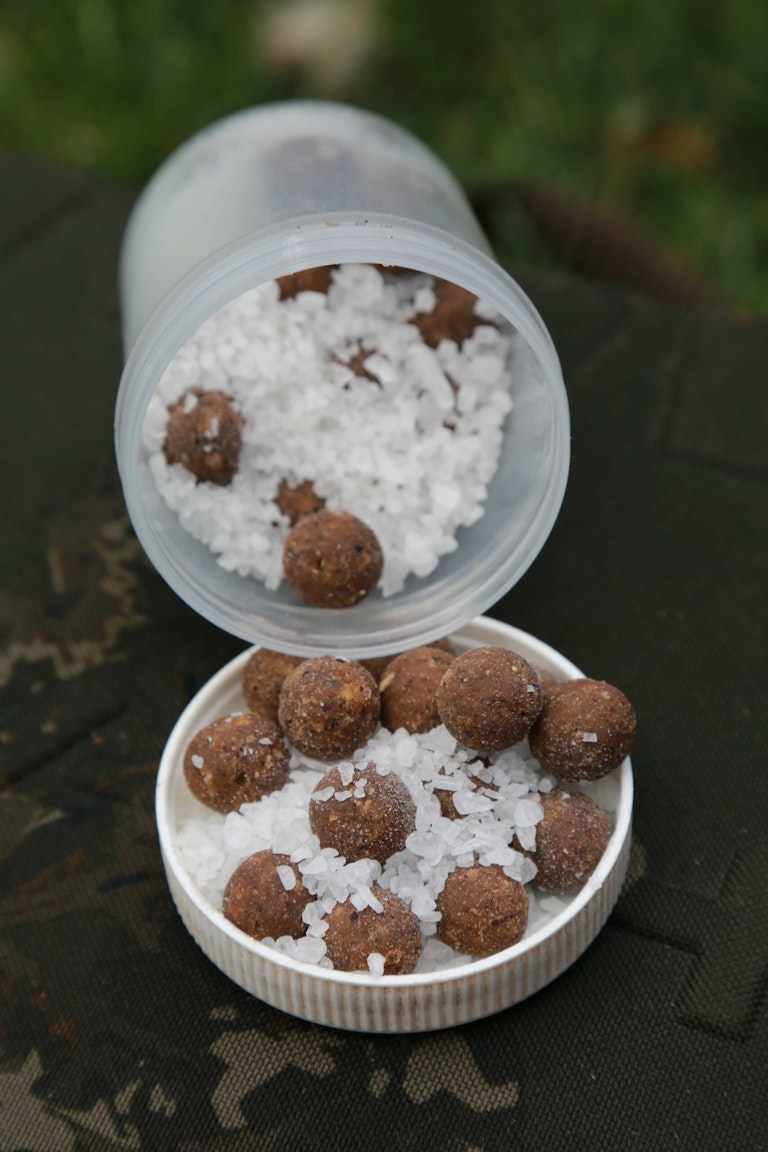 Using salt for carp: myths and realities | Mark Holmes | Angling Times