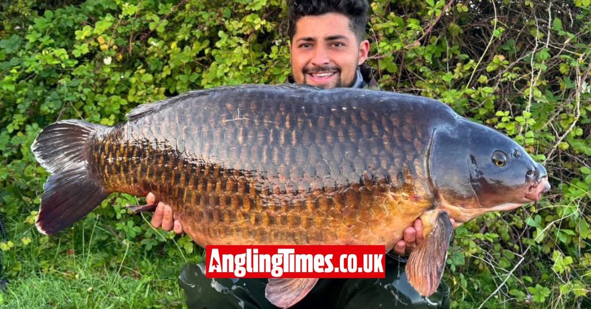 Angler catches monster carp he saw 8 years ago | Angling Times