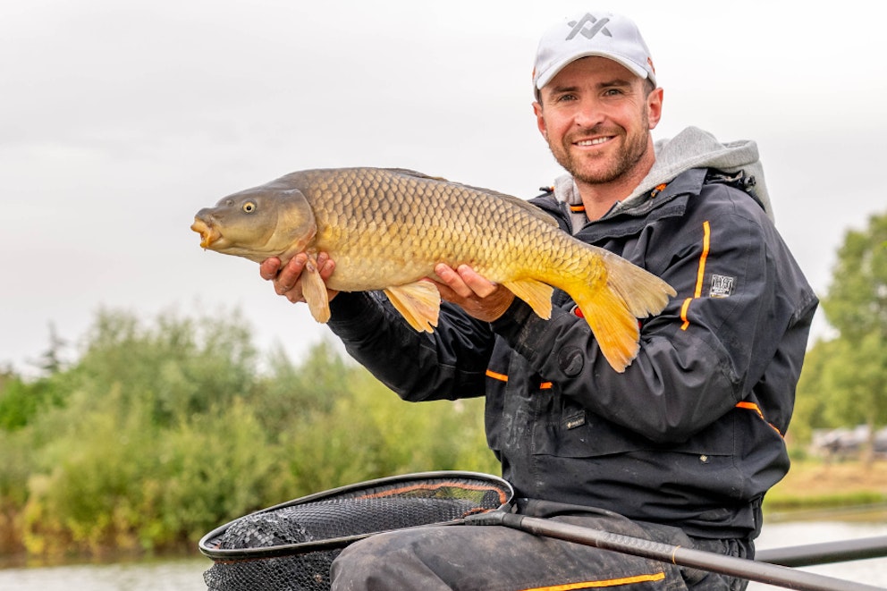 Unleash Your Autumn Carp Fishing Potential: Expert Tips for Margin Success