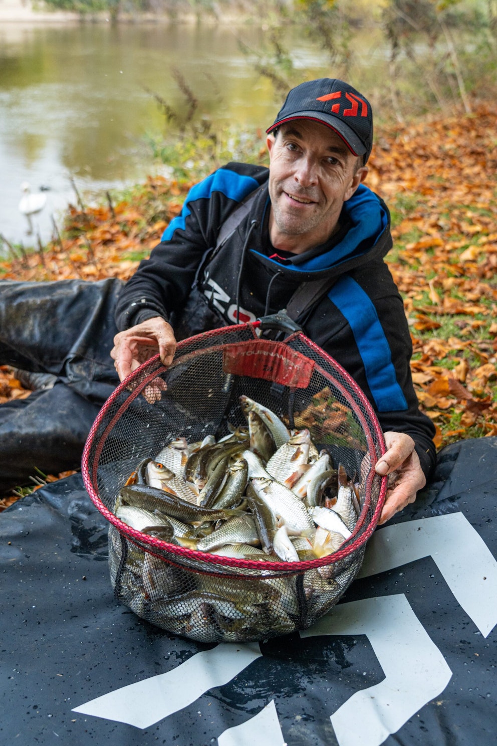 How to Fish with a Stick Float: A Step-by-Step Guide