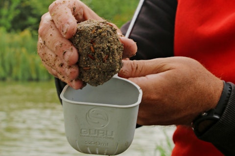 When to Use Groundbait on Commercials in Winter