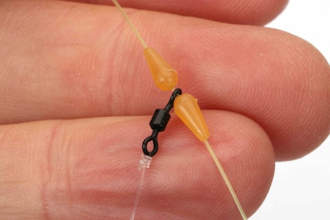 Bread feeder rig for big river roach | Angling Times