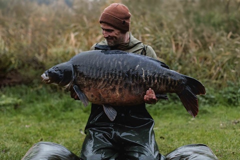 Darrell Peck lands UK’s biggest fully-scaled carp | Angling Times