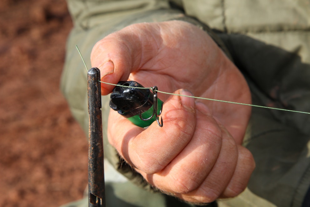 How to Tie a Wire Trace for predator fishing