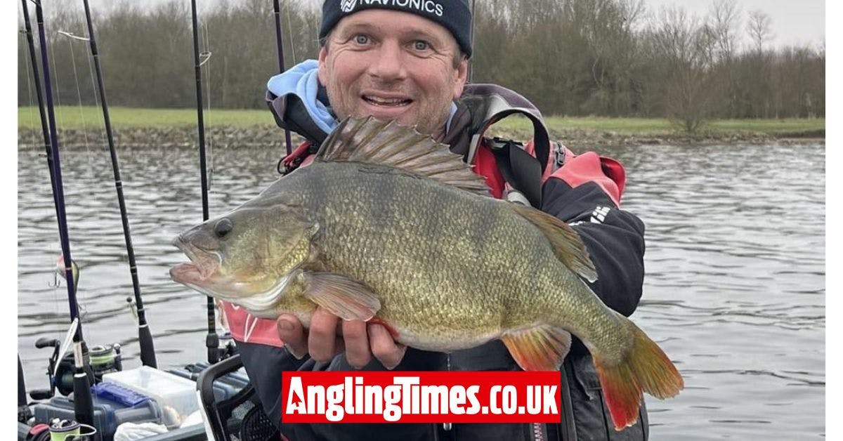 Kayak helps angler land an unbelievable perch | Angling Times