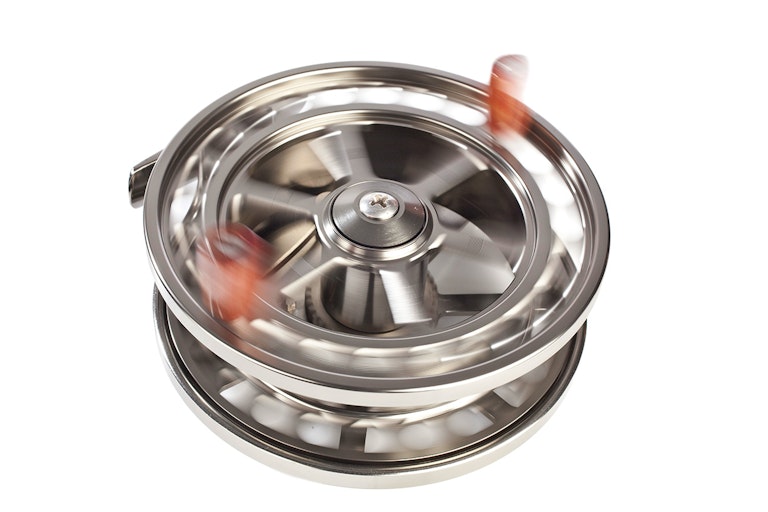 How to use a centrepin reel for float fishing | Angling Times
