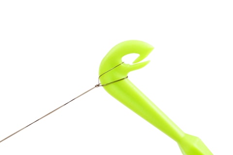 How to use a loop tyer: Tie perfect loops every time