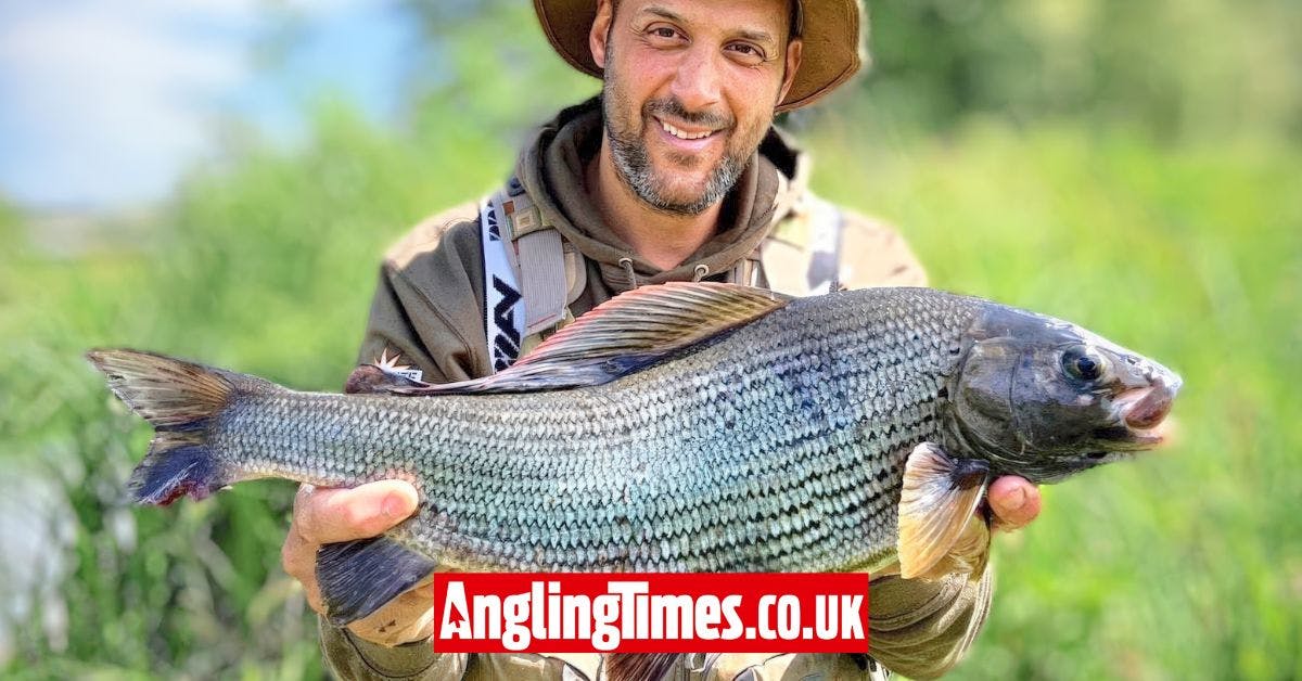 Monster grayling rattles British Record | Angling Times