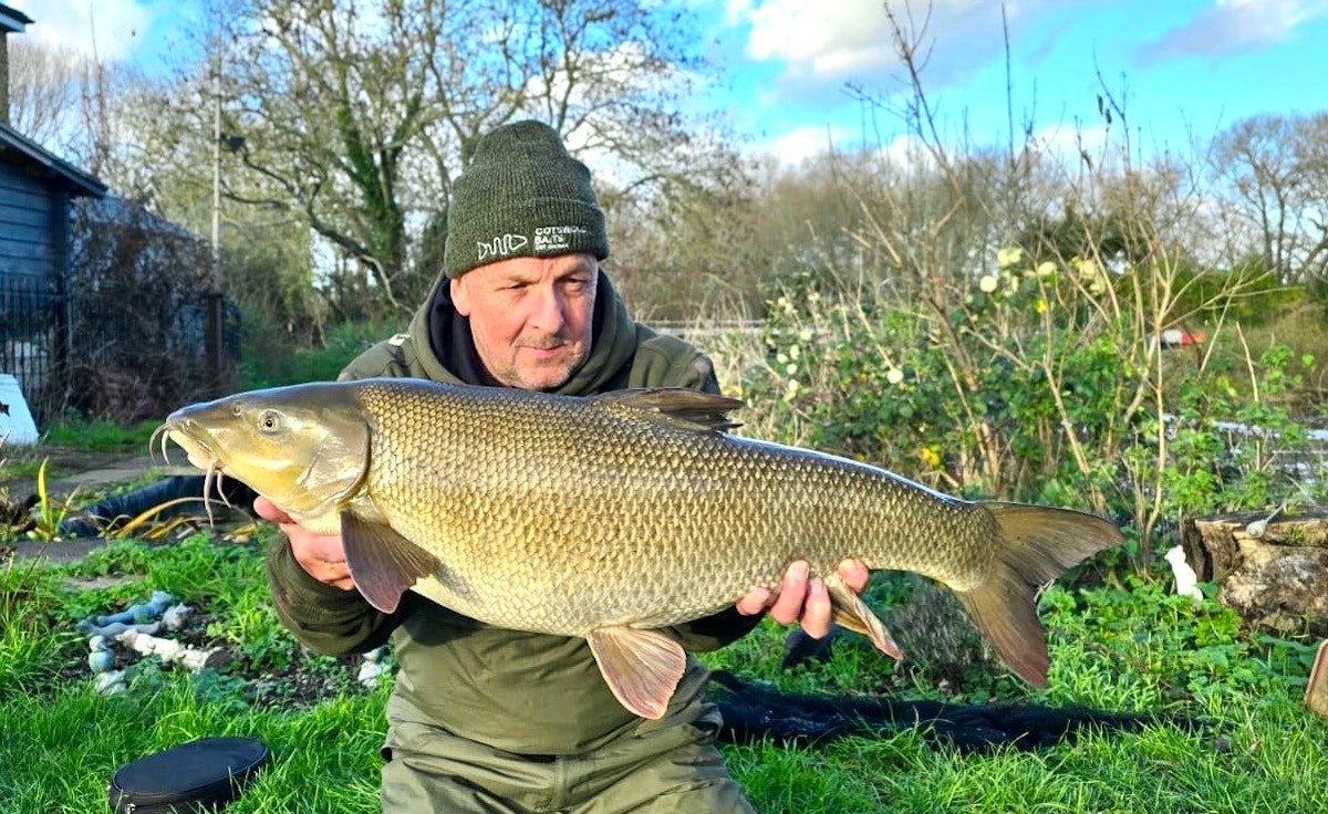 Red-hot River Lea gives up another cracking barbel | Angling Times