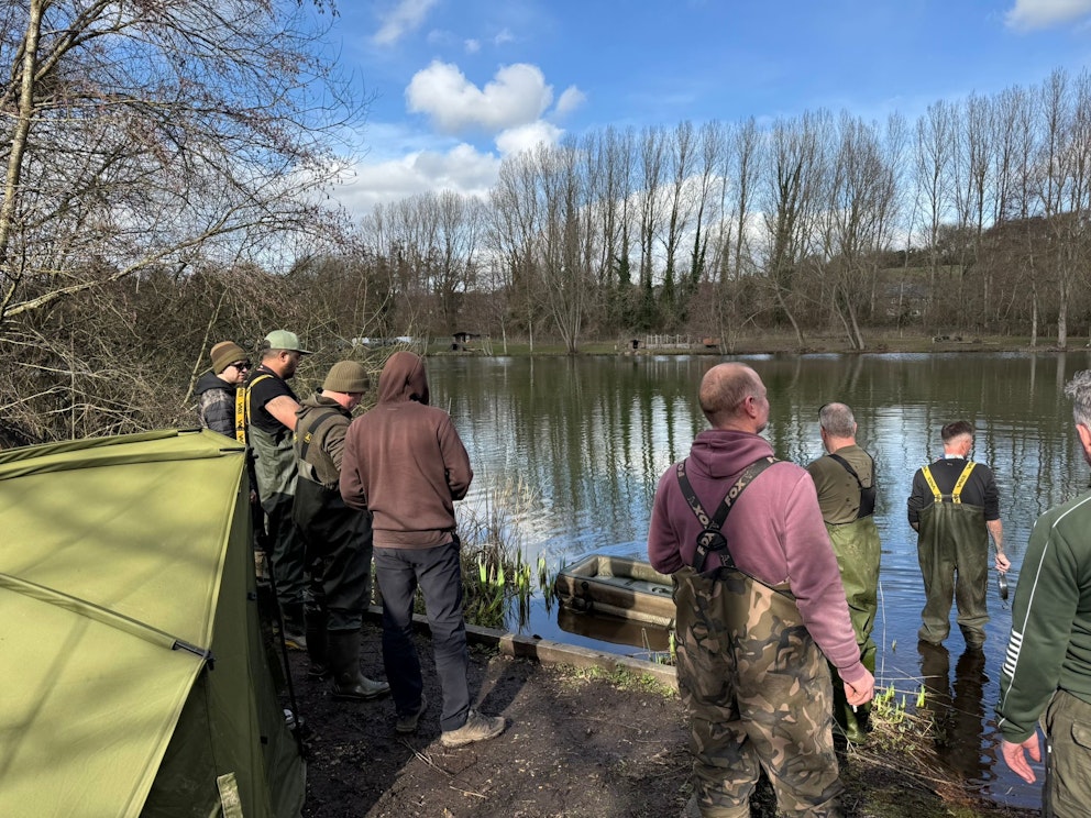 Angler catches the UK's largest common carp