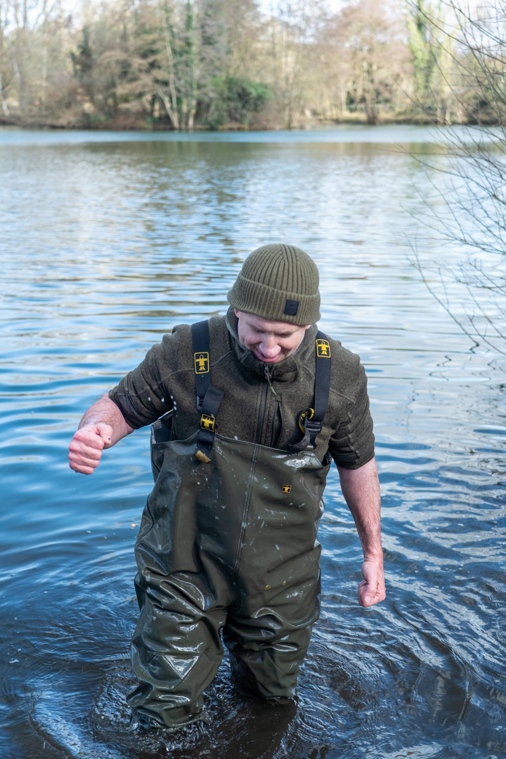 Angler catches the UK's largest common carp