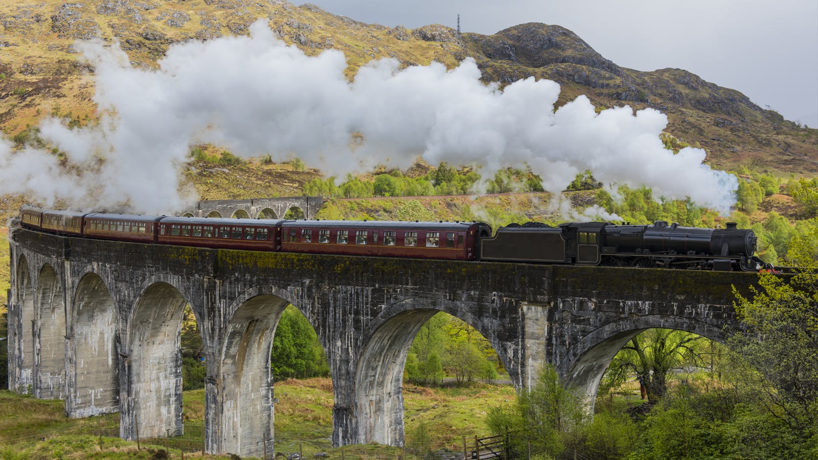 Don’t miss the latest issue of Steam Railway!