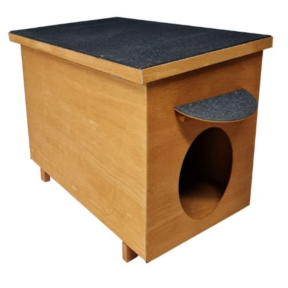Best outdoor cat litter box for all weathers