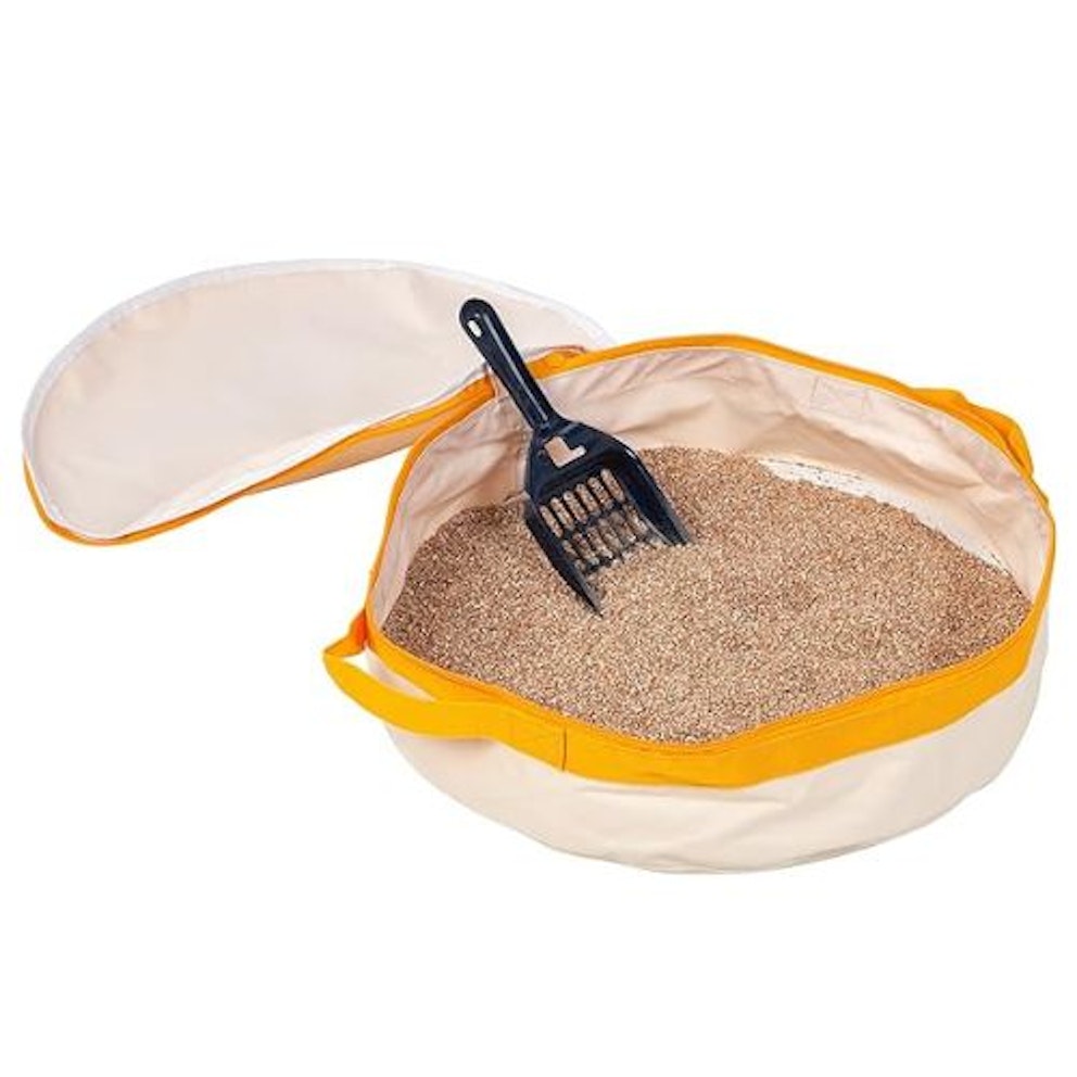 Best outdoor cat litter box for all weathers